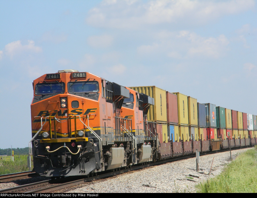 BNSF 7481